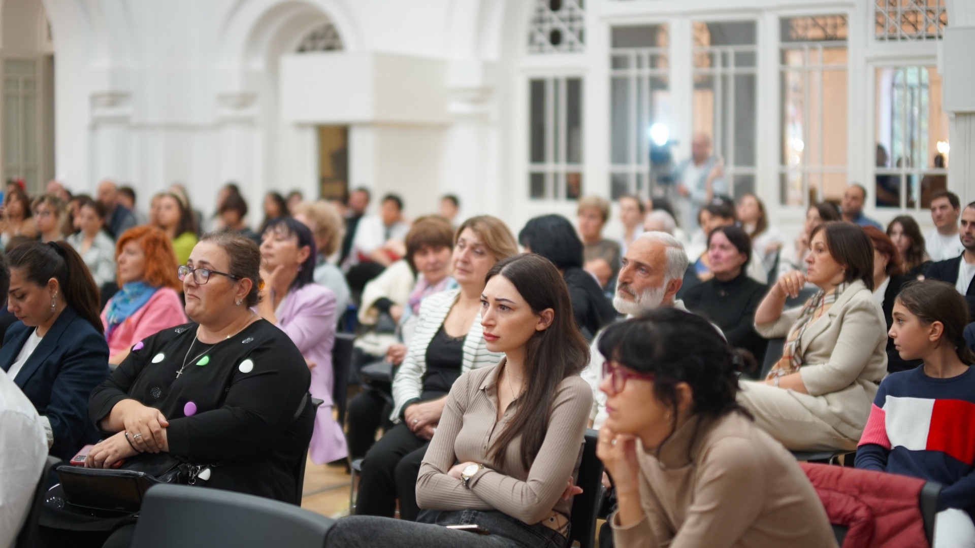 ბექა ჭანტურიას წიგნის „მეცოდინება - ეს ამად ღირდა!“ პრეზენტაცია