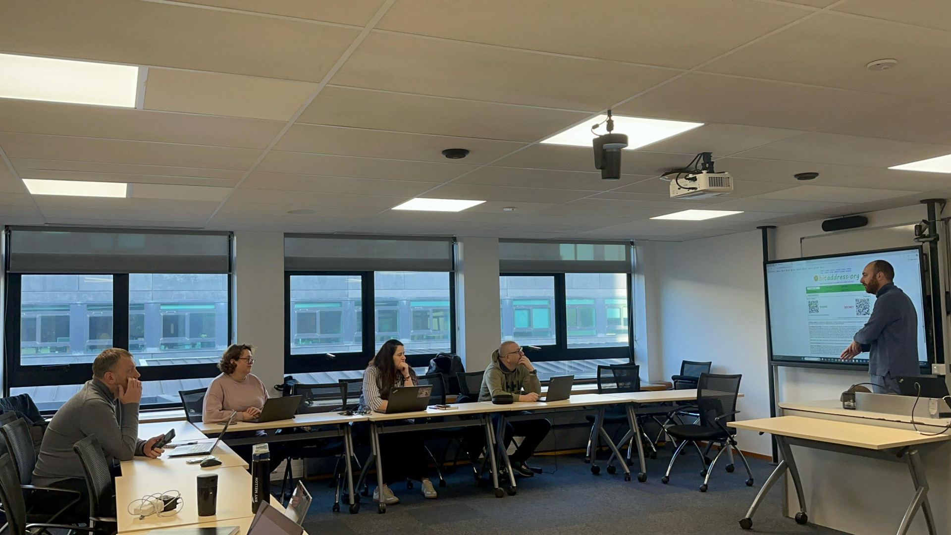 16th Intake Students of CSB and GEM Joint MBA Visit Paris and Grenoble ...